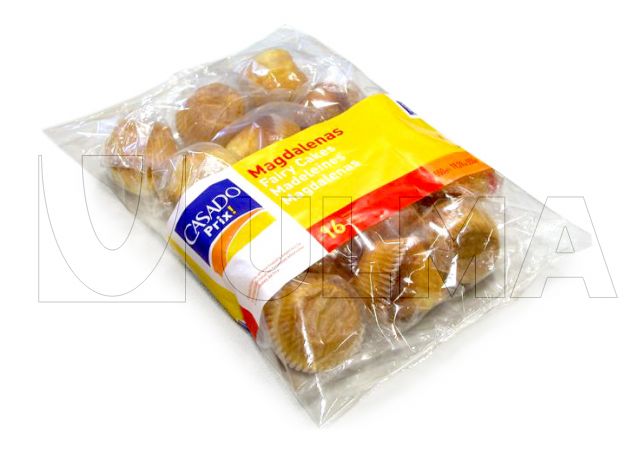Conditionnement de madeleines en sachet sur une enveloppeuse verticale ...