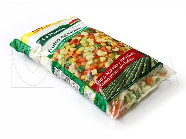 Emballage de légumes surgelés sur une ensacheuse verticale (vffs ...